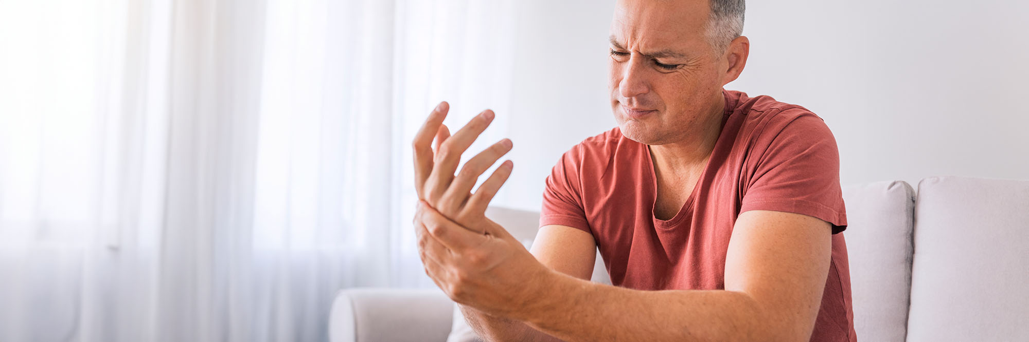 Thumb arthritis: Causes, symptoms and treatment | HealthPartners Blog