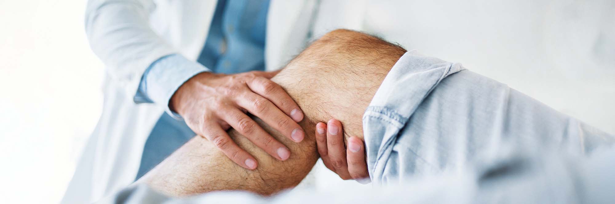 Preparing for knee replacement surgery checklist | TRIA blog