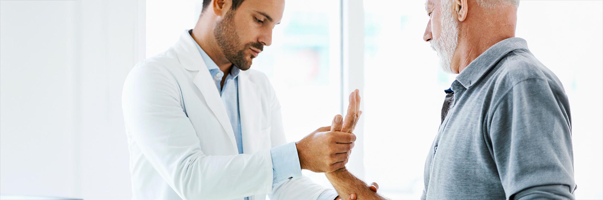 12 home remedies for hand arthritis relief | TRIA Orthopedics